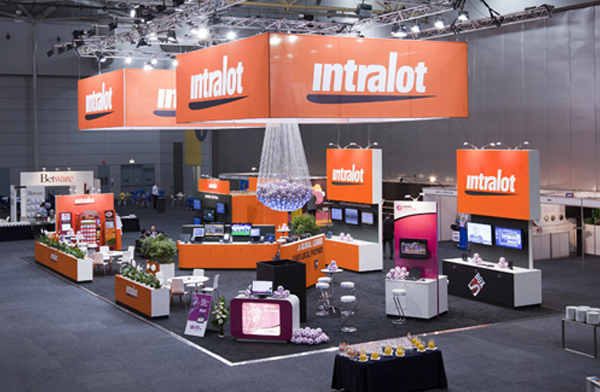 Signage & Graphics | Pyramid Displays